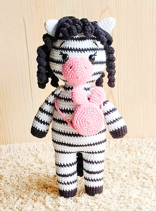 Amigurumi Zebra Doll Free Crochet Pattern - Amigurumi
